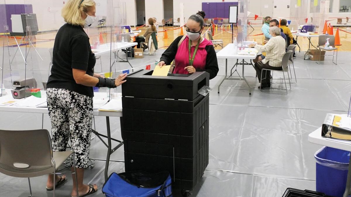 Poll worker manual toolkit - U.S. Alliance for Election Excellence